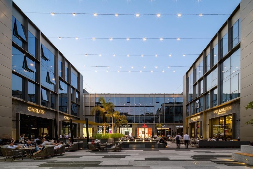 5A by the Waterway – System